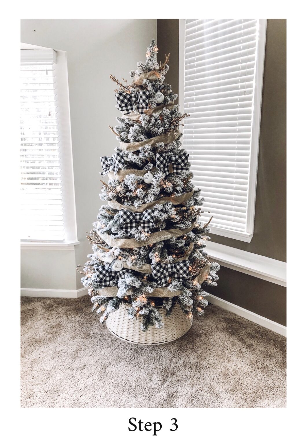 Decorate your Christmas Tree in Five Easy Steps - Inspired Reality